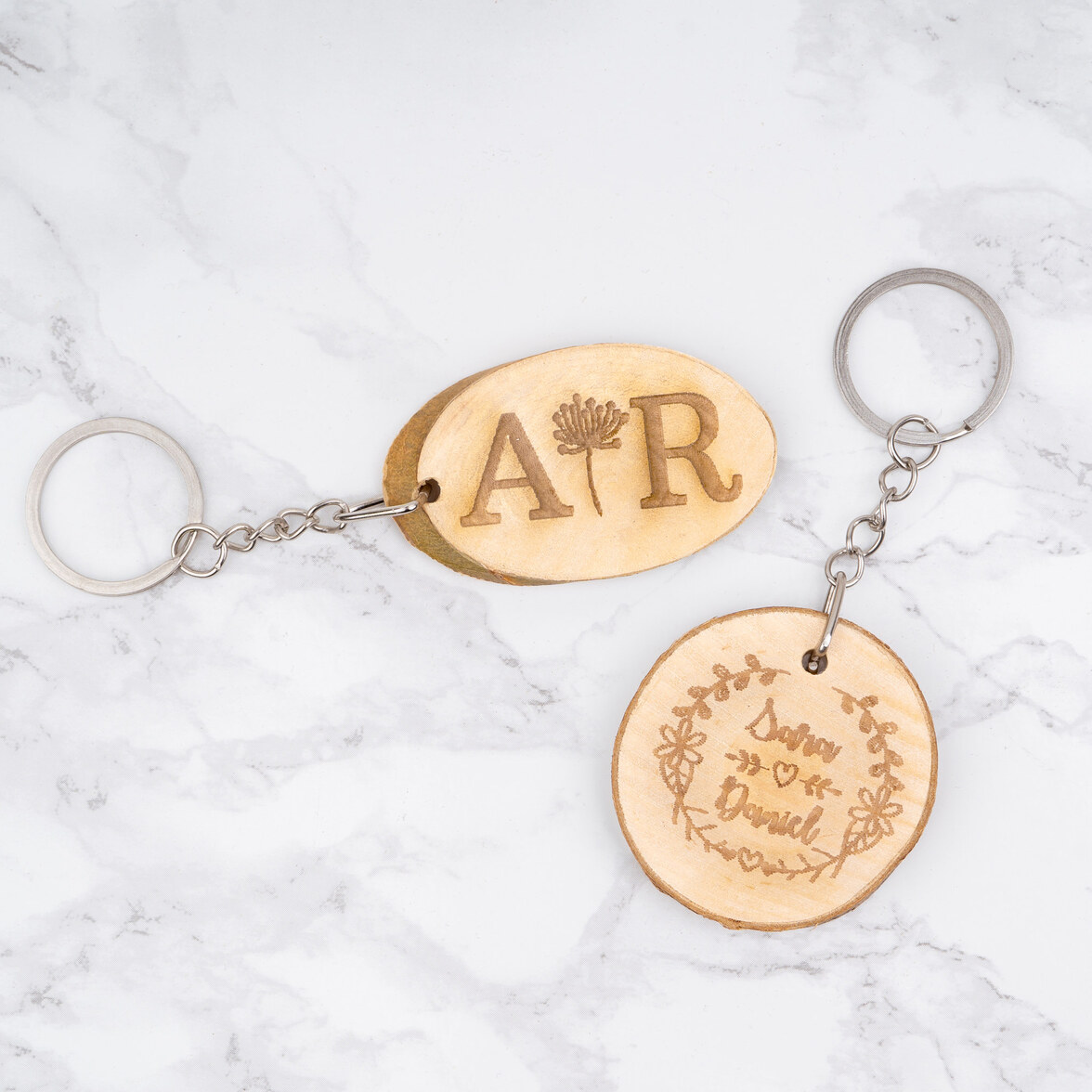 Personalised natural wood keyrings | Wanapix