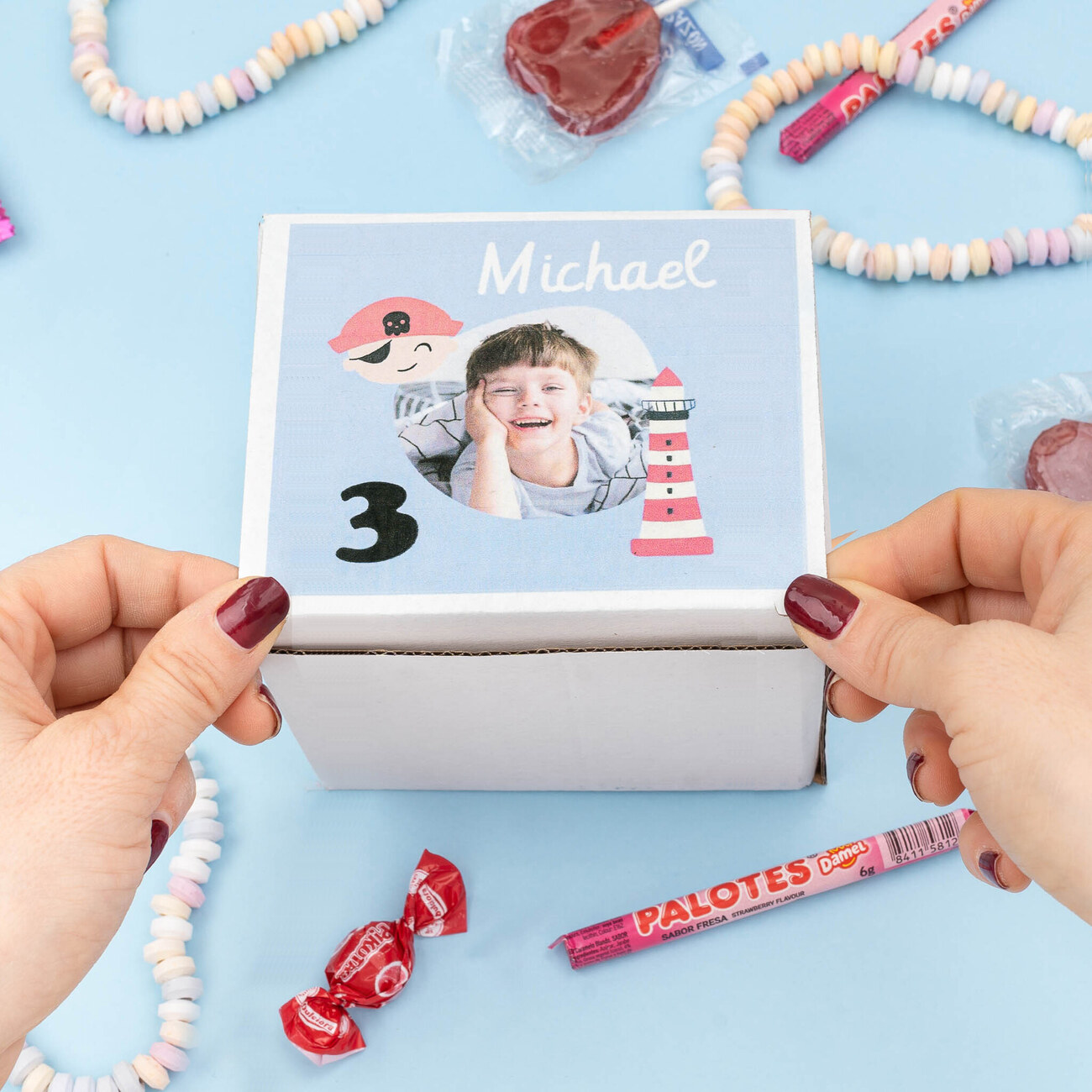 Personalised cardboard boxes | Wanapix